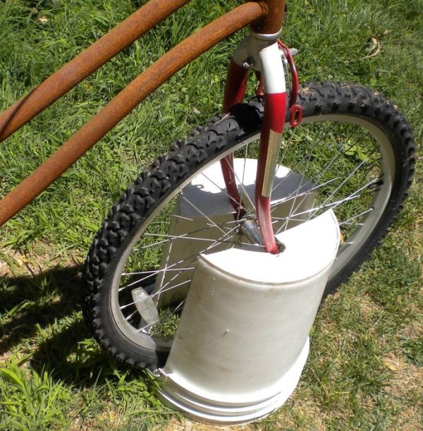 5-Gallon Bucket Hacks: 25 Practical Uses on Your Homestead