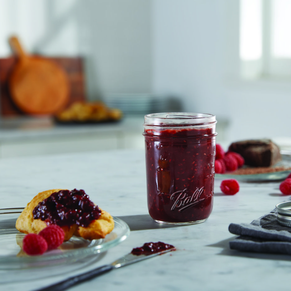 43 Delicious Jelly and Jam Recipes for Tasty Treats All Year Long