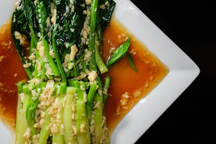 Growing Chinese Broccoli: Planting Guide, Care, Troubleshooting, and Uses