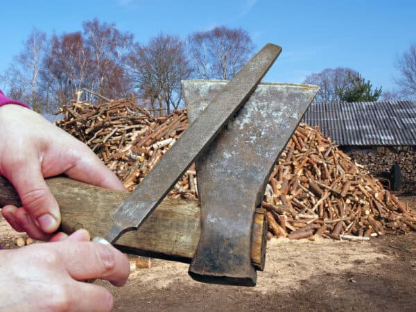 How to Sharpen Axes and Hatchets by Hand