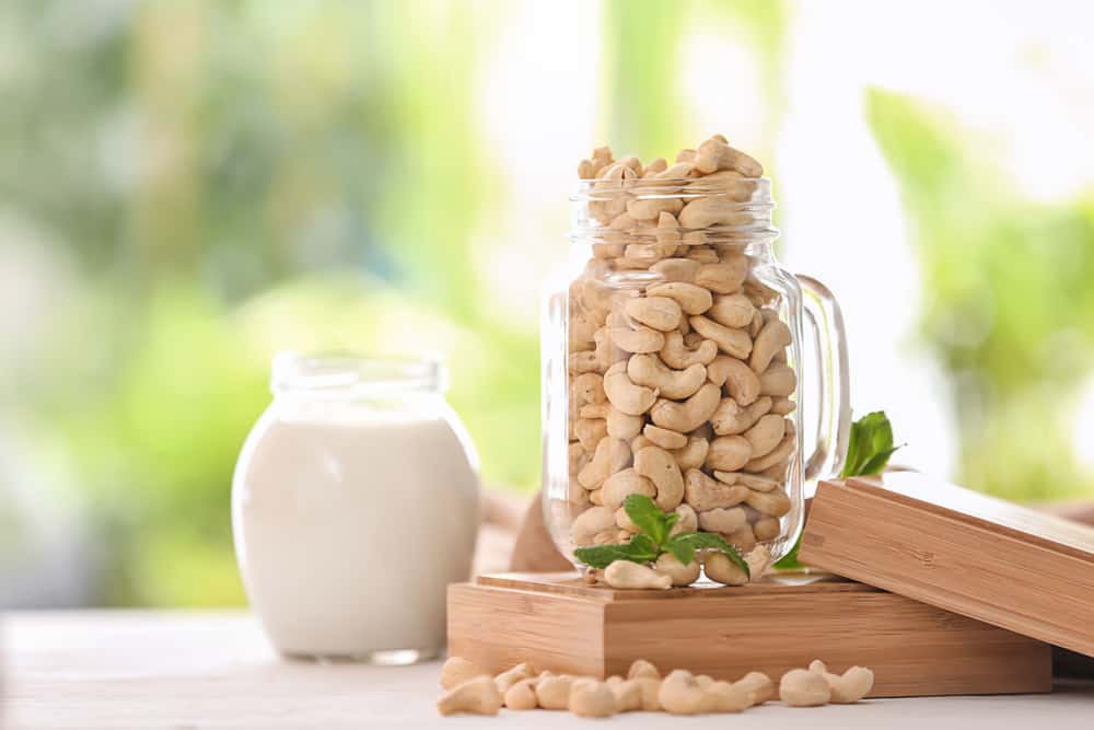 How to Prepare and Preserve Nuts to Keep Them Fresh