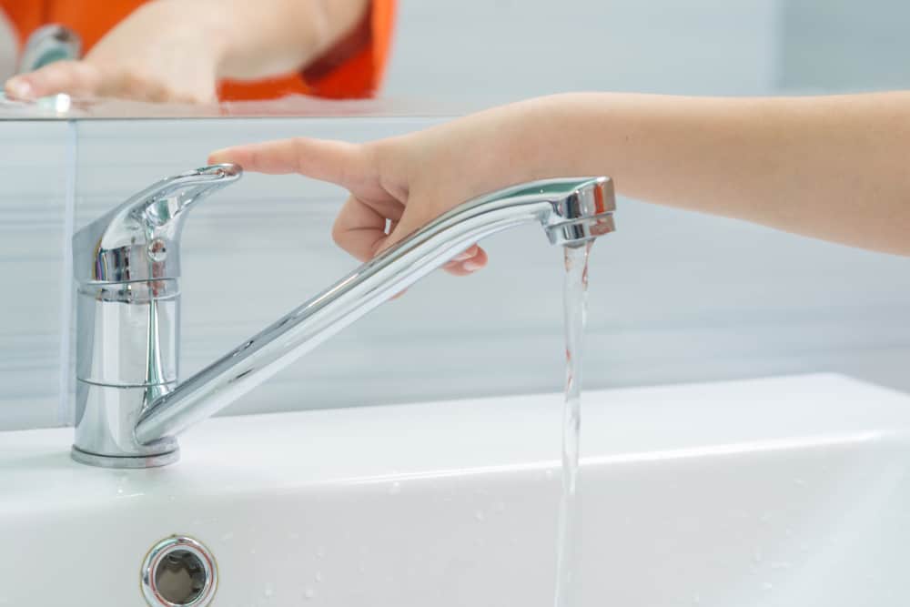 33 Ways to Conserve Water At Home
